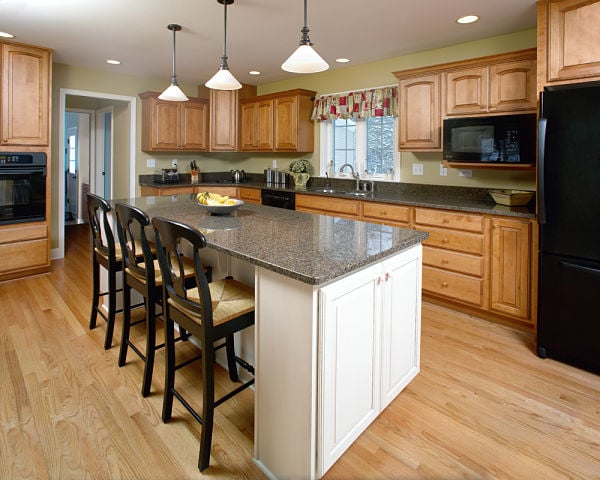 5 Design Tips for Kitchen Islands 5 Design Tips for Kitchen Islands