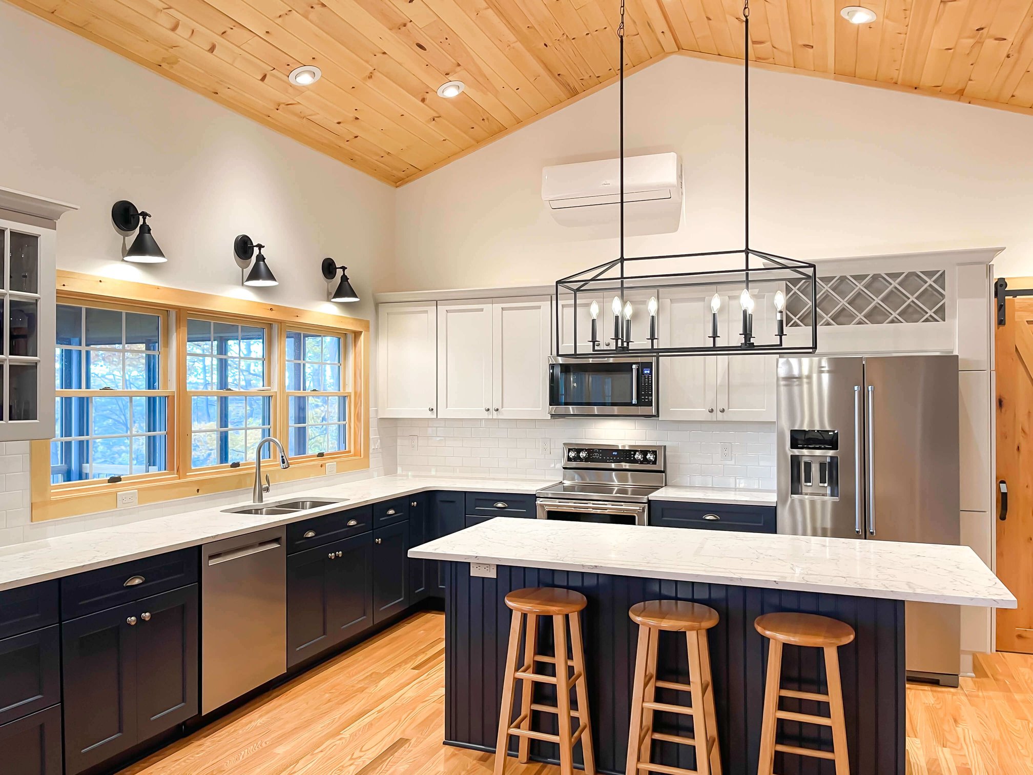 The Best Types of Kitchen Lights for a Bright and Functional Space