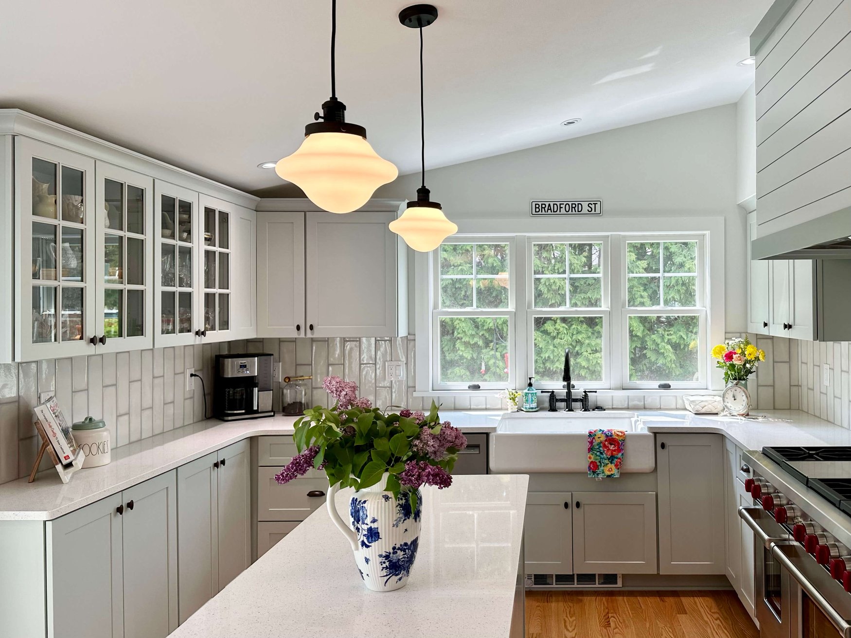 The Best Types of Kitchen Lights for a Bright and Functional Space